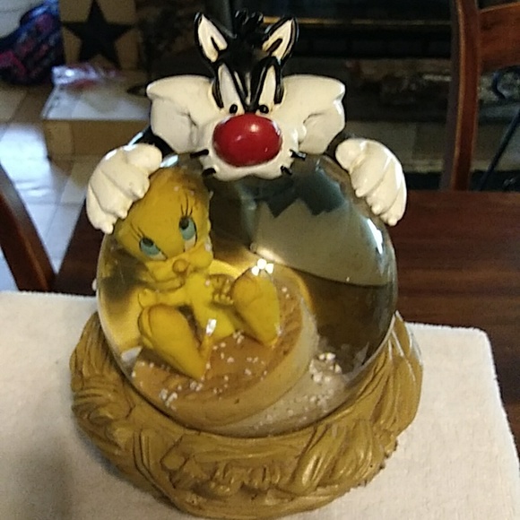 Warner Bros. | Holiday | 995 Warner Bros Looney Tunes Sylvester Tweety ...